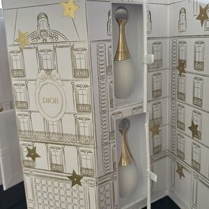 Dior | Makeup | Dior Rare Coffret Montaigne Advent Box | Poshmark